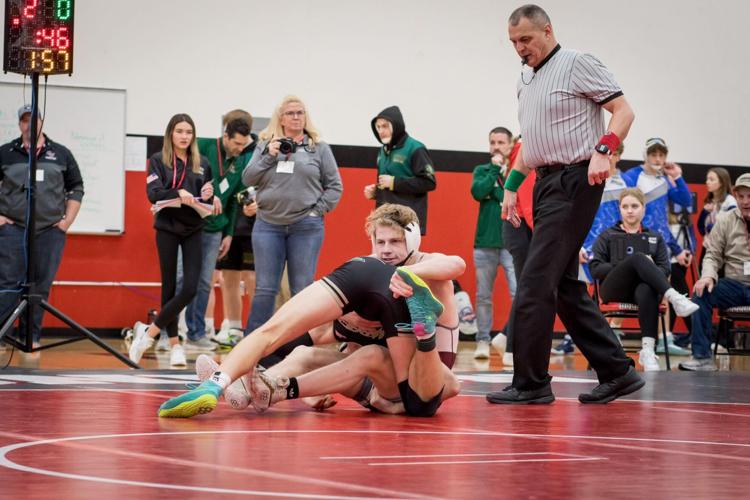 Nolan Kielcheski and Jayson Arrowood qualify for wrestling sectionals ...