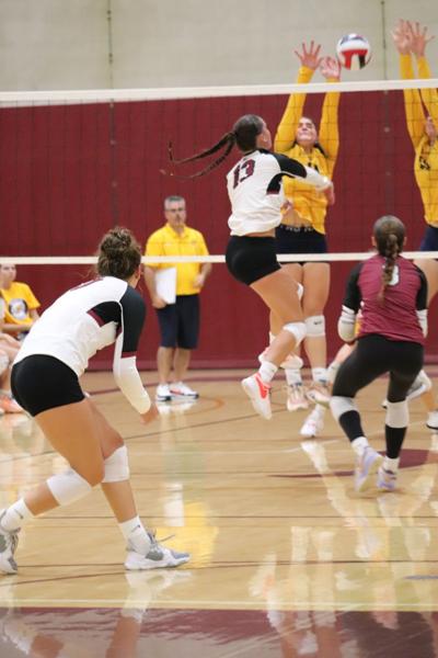 Antigo girls volleyball tops Tomahawk, 3-1 | Sports | antigojournal.com