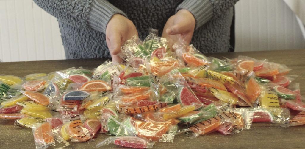 Candy store offers sweet treats in Antigo | Local News | antigojournal.com