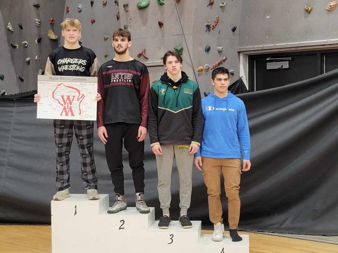 Nolan Kielcheski and Jayson Arrowood qualify for wrestling sectionals ...