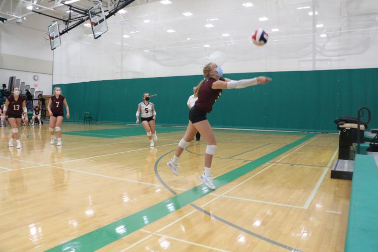 Aulik, fellow seniors lead Red Robin volleyball to 3-0 win at ...