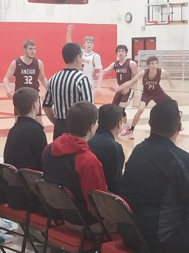 Watching the Antigo-Shawano basketball game Monday | Sports ...