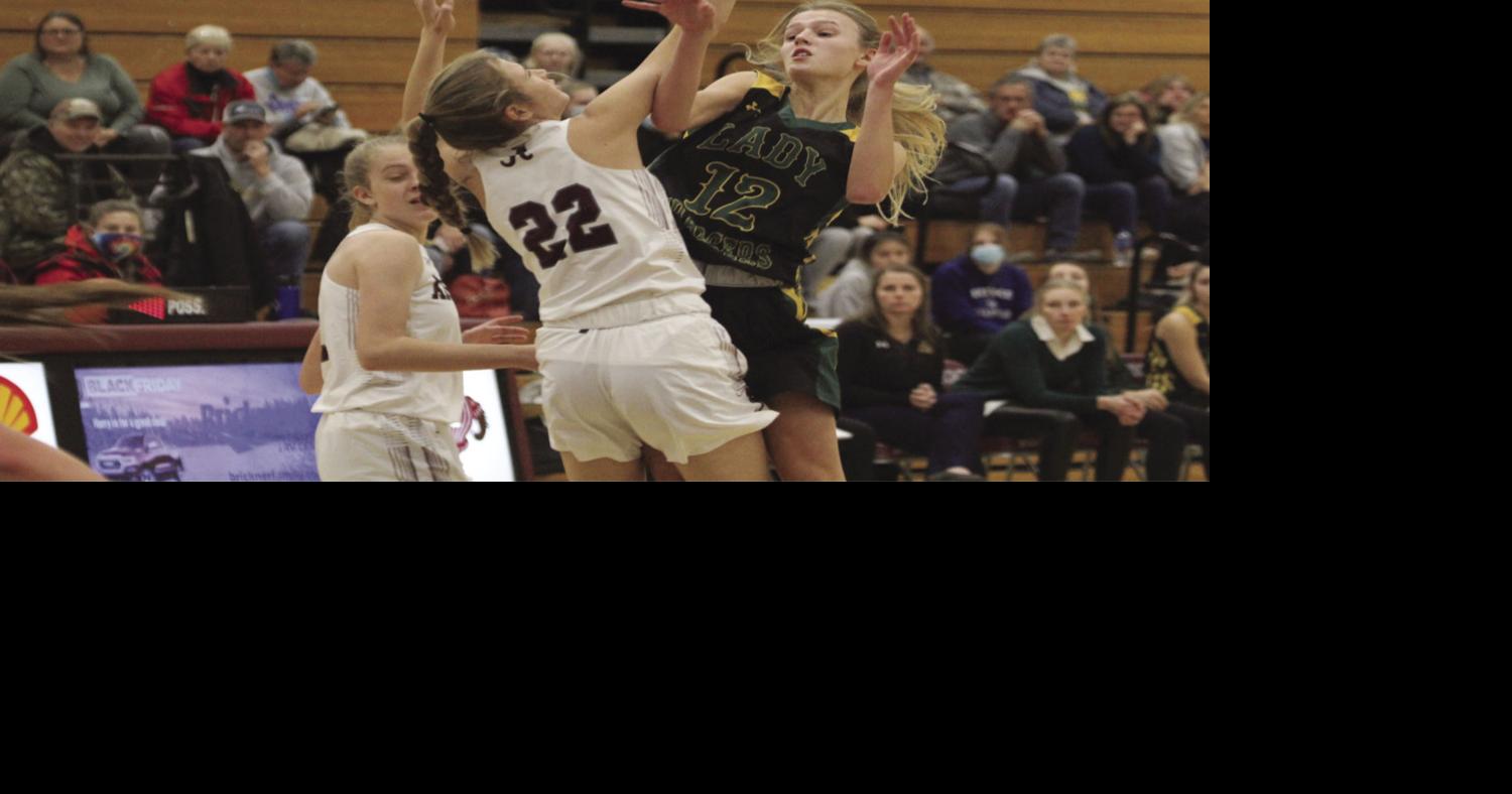 Witt-Birn uses big second half to bolt the nest with a win | Sports ...