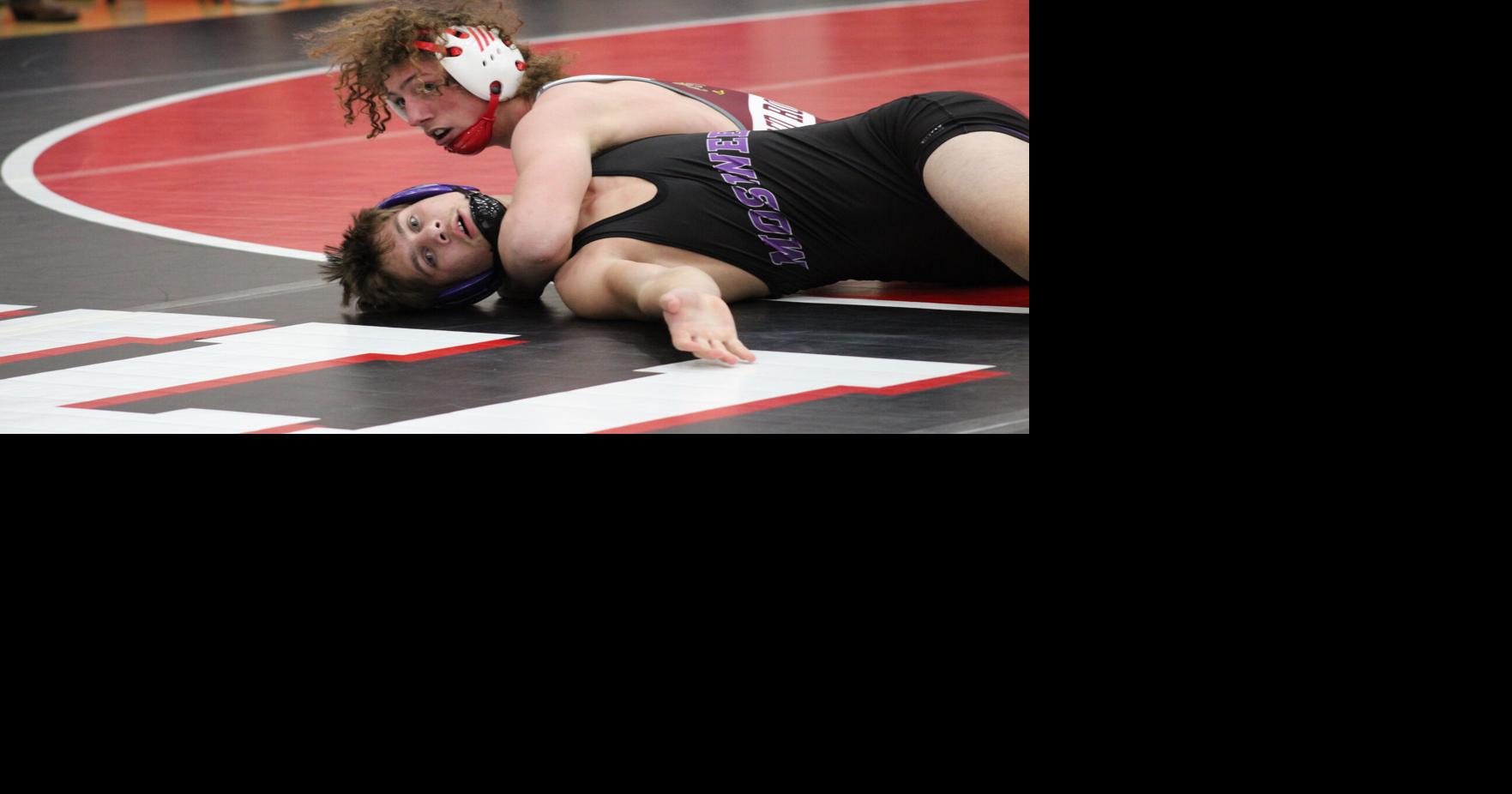 Antigo's Arrowood, Kielcheski sweep competition at New London wrestling ...