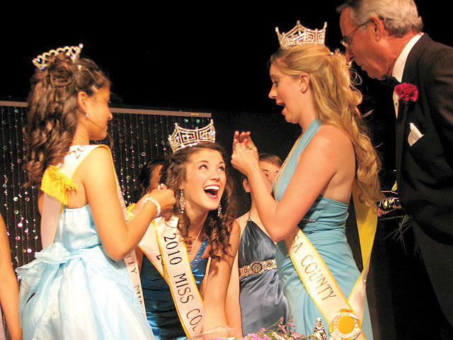 Mena crowned Miss Colusa County | News | appeal-democrat.com