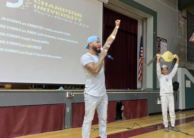 Former boxer inspires students | News | appeal-democrat.com