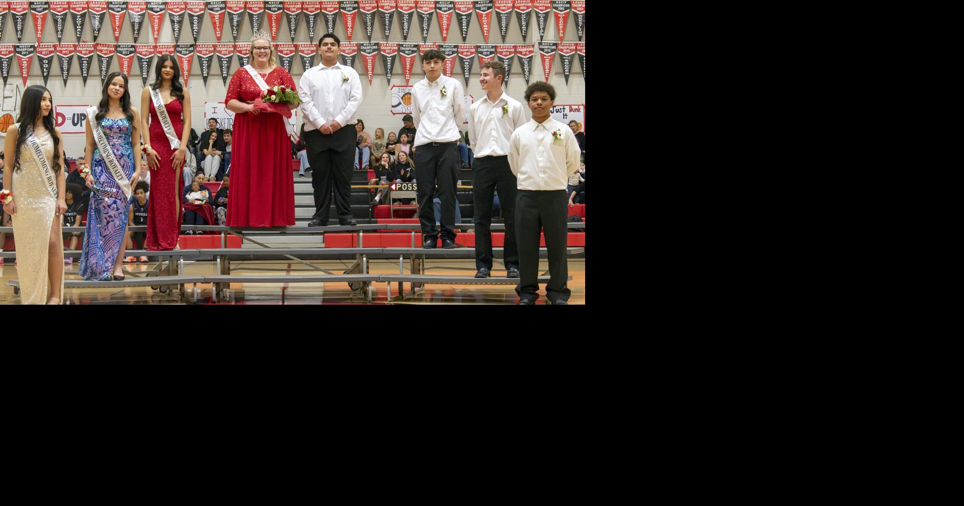 Corning High School crowns Homecoming royalty | Corning Observer ...