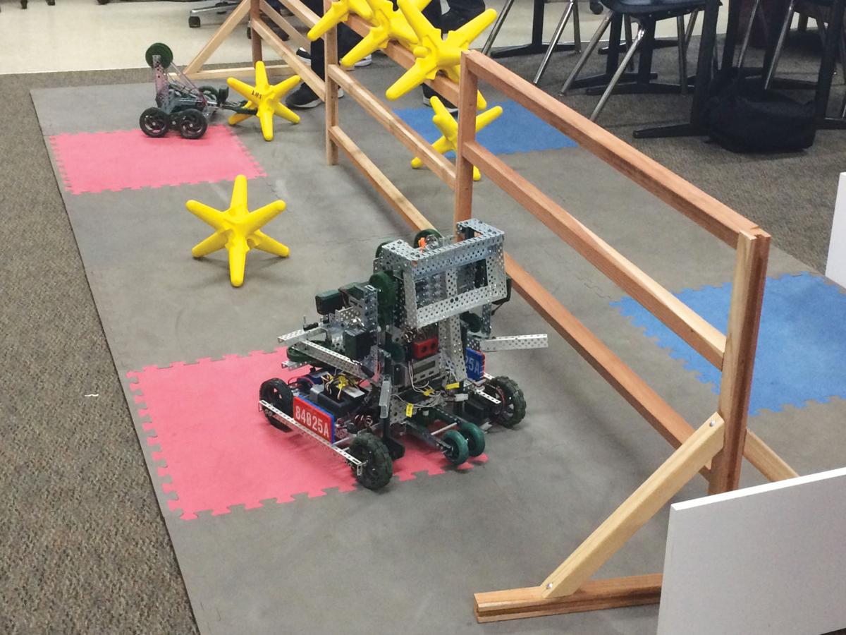 Robotics team creates ‘Chaos’ at Lindhurst | News | appeal-democrat.com