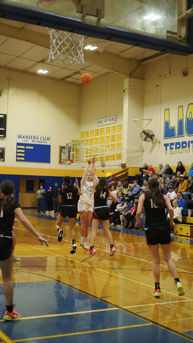 ‘She is never satisfied’: Lauren Harris drops 38 as Faith Christian ...