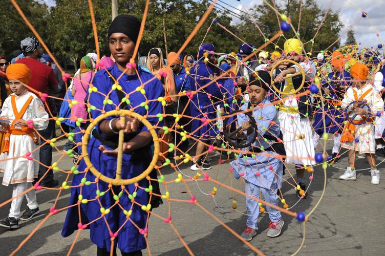 Sikhs from around the world gather in Yuba City for parade | News ...