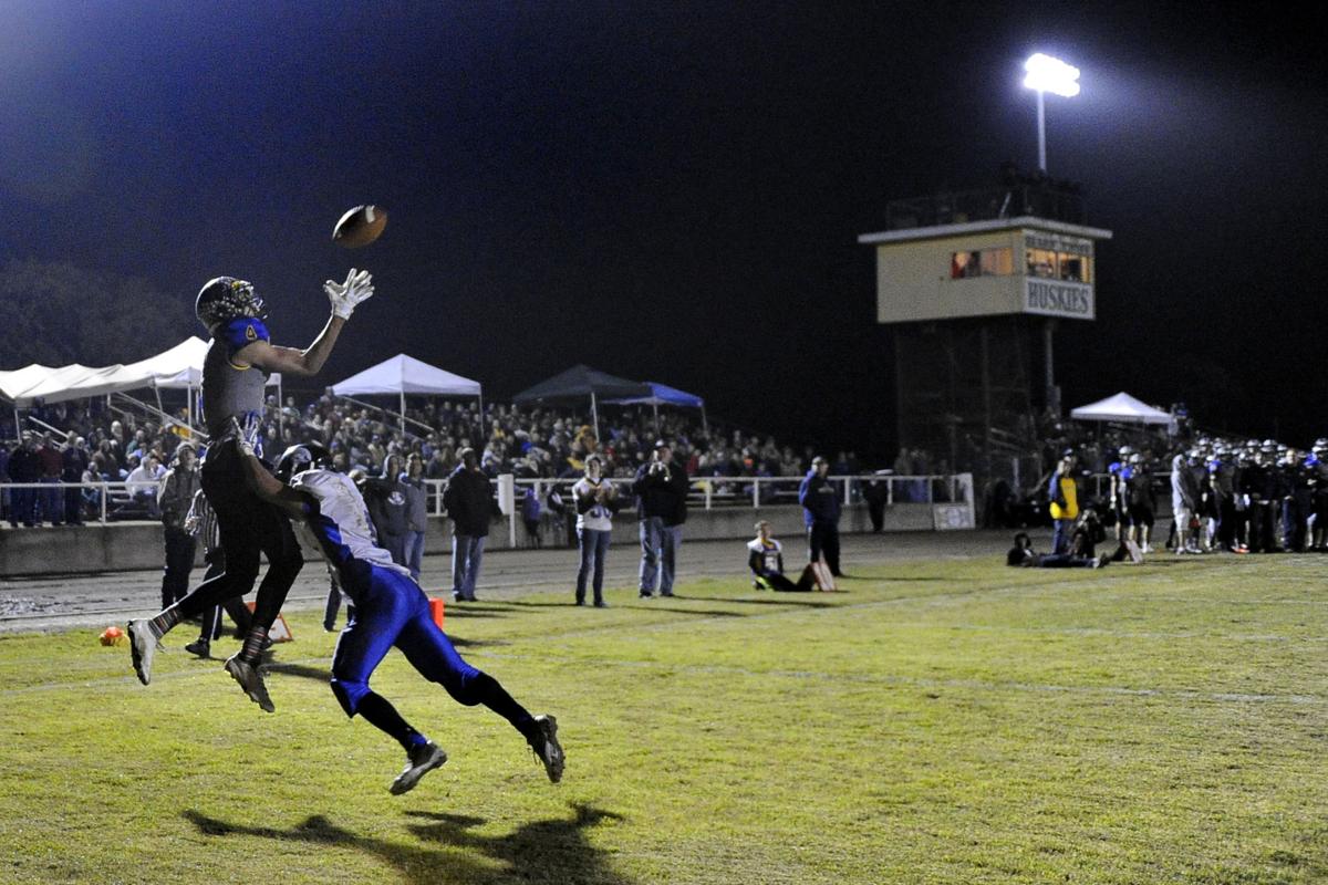 Orland at Sutter Football | Photo Gallery | appeal-democrat.com