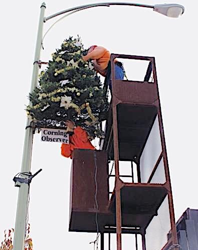 Solano Street's Lighted Christmas Trees are back | Corning Observer ...