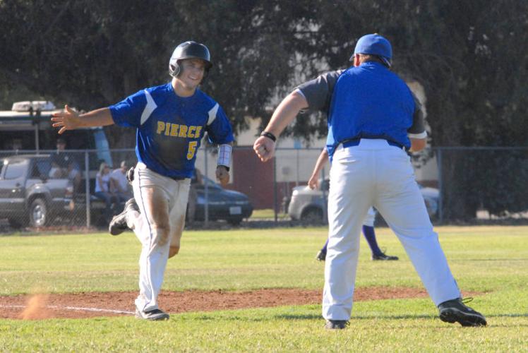 Bears battle back to down Willows | Sports | appeal-democrat.com