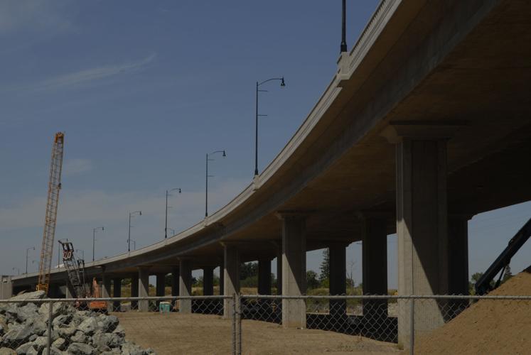 Replacement bridge project nearing completion | News | appeal-democrat.com