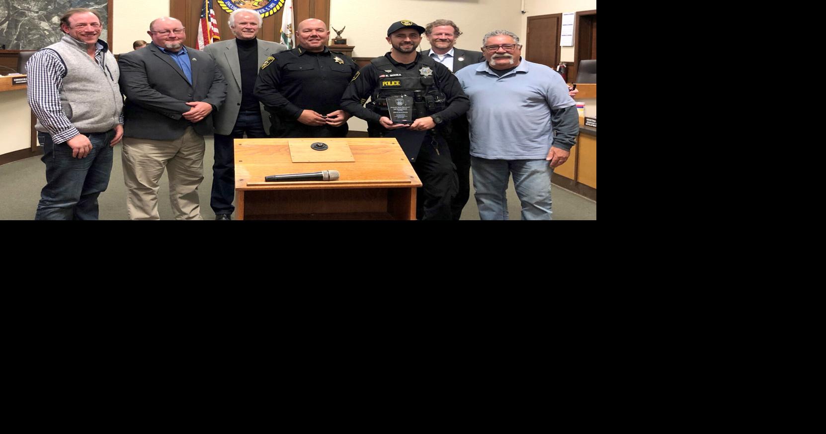 Officer Souza given lifesaving award for ‘heroic actions’ | News ...