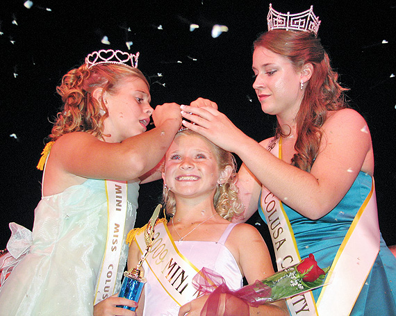 Big showing for Mini Miss pageant | News | appeal-democrat.com