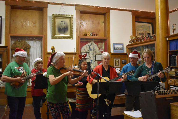 Holiday cheer at the Willows Museum | Glenn County Transcript | appeal ...