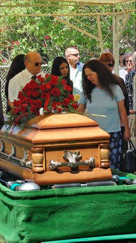 Steven Furtado laid to rest | News | appeal-democrat.com