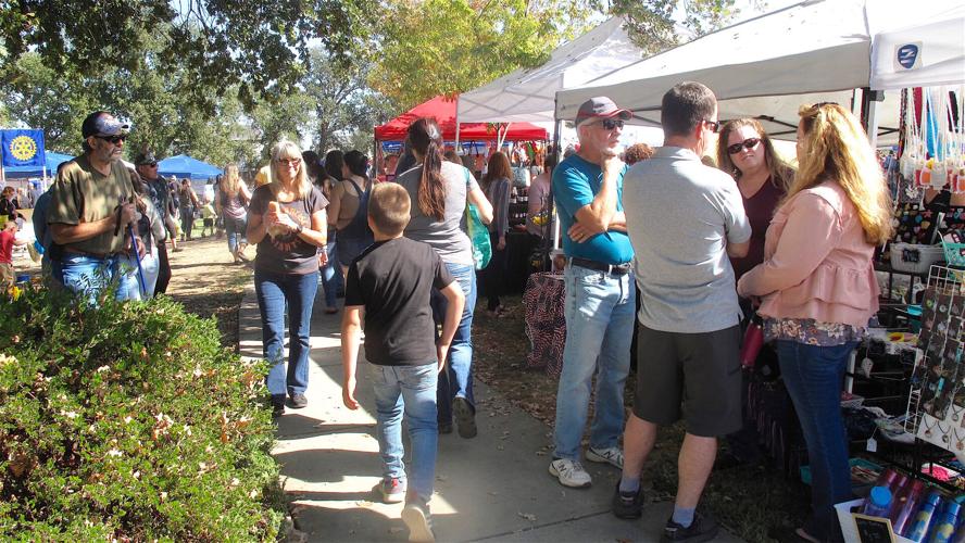 Packed crowds at Corning Olive Festival, Car Show | Corning Observer ...