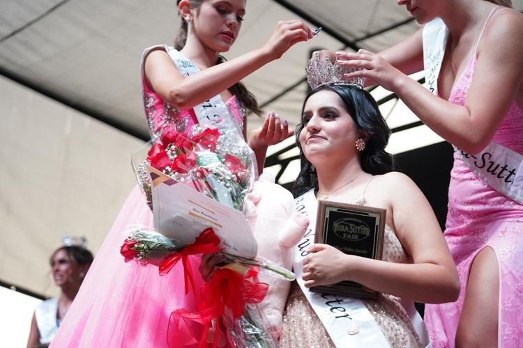 The new Y-S Fair Scholarship Program titleholders | News | appeal ...