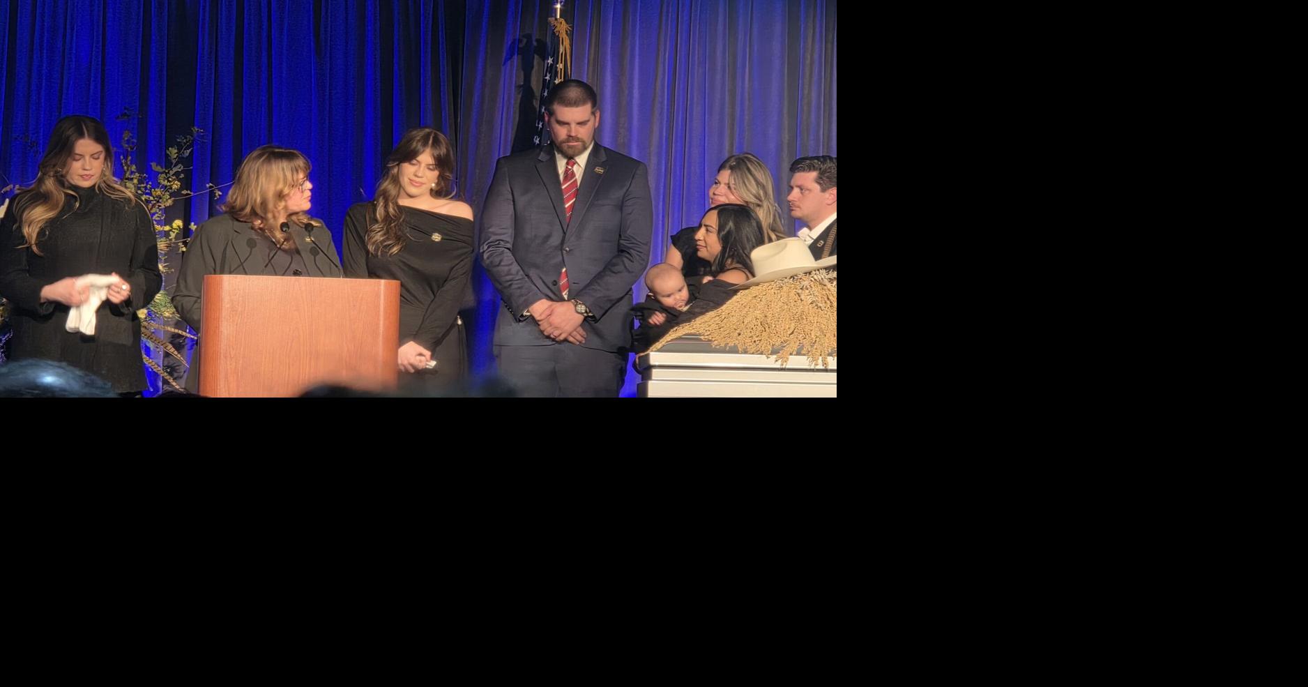 3,000 say goodbye to Rep. Doug LaMalfa | Local News | appeal-democrat.com