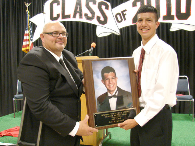 CUHS seniors win awards | News | appeal-democrat.com