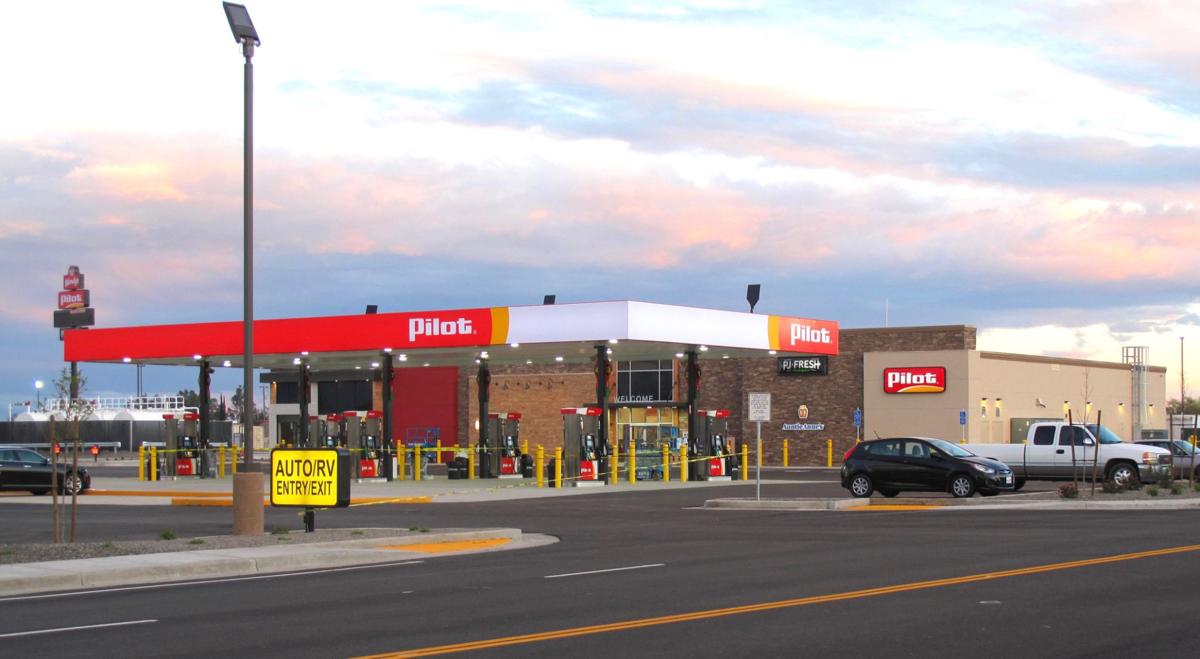 difference between pilot and flying j