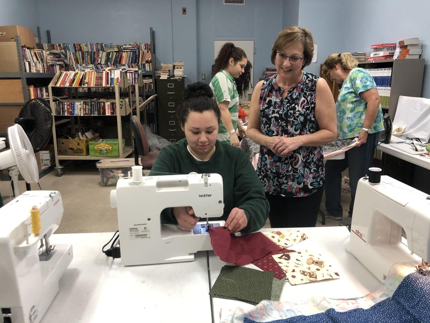 Jail inmates sew quilts for victim services | News | appeal-democrat.com