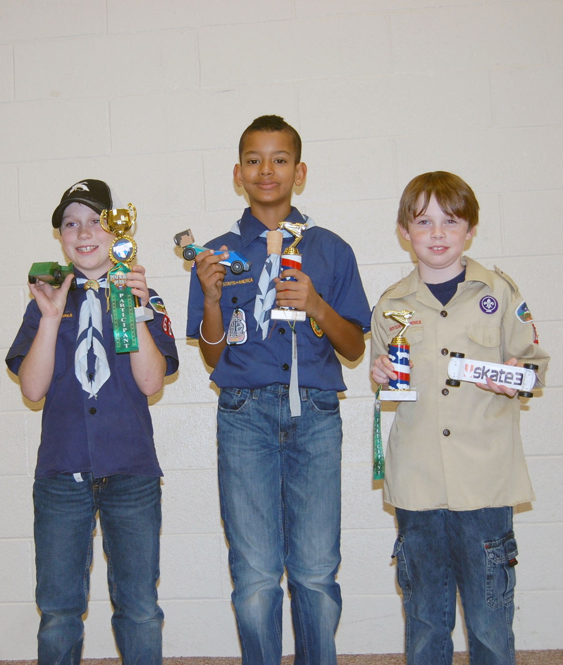 Willows Scouts participate in Pinewood Derby | Glenn County Transcript ...