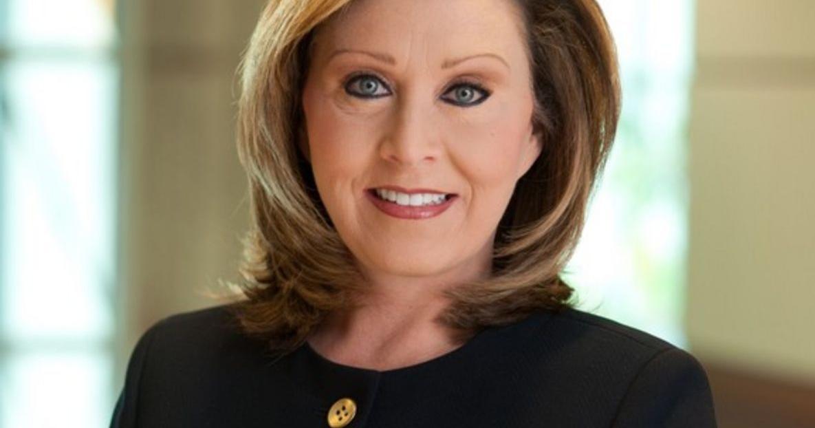 Councilwoman Kelly Stewart’s call to revisit traffic signal in Johns ...