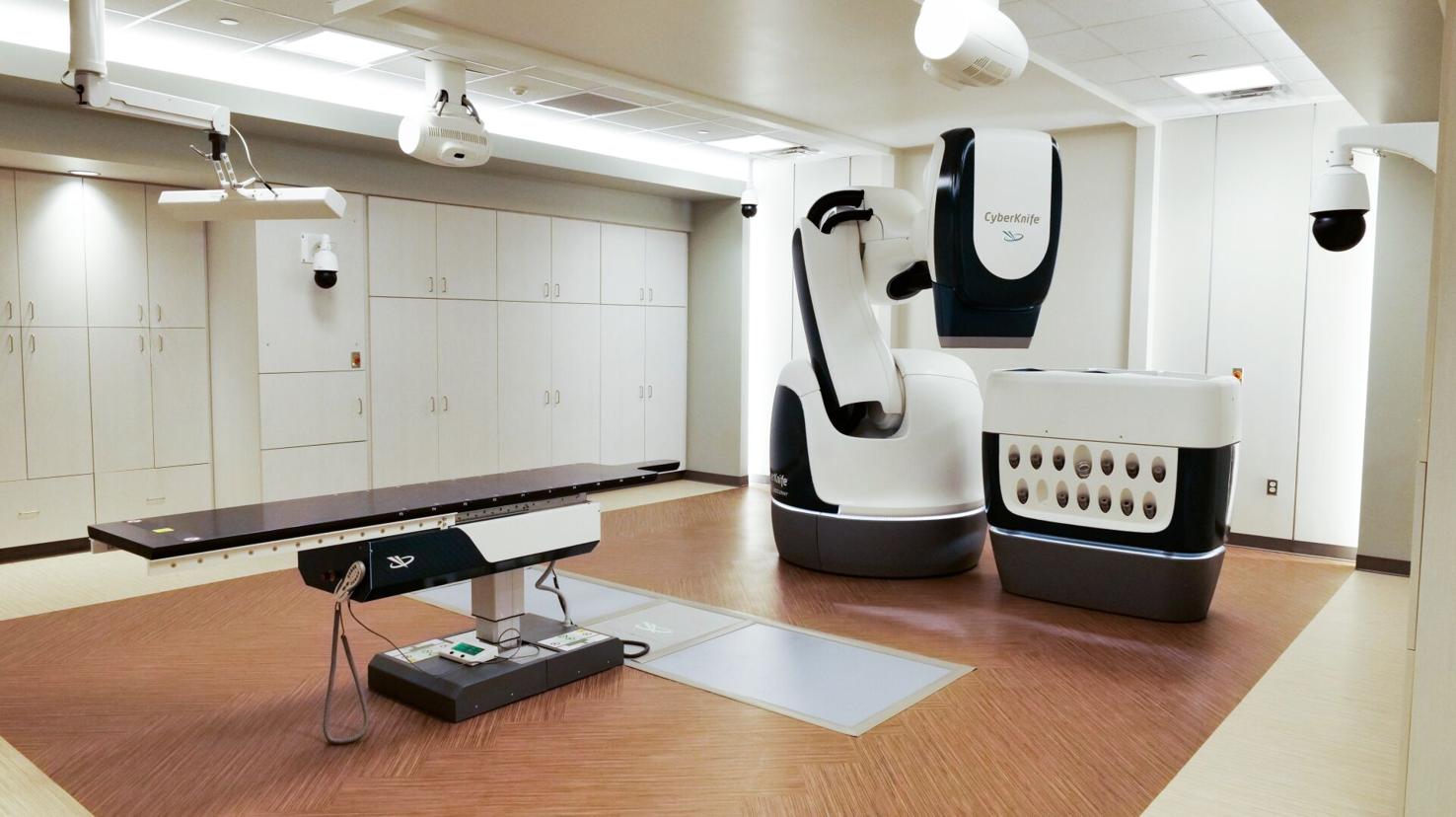 Wellstar opens $12 million cancer center at North Fulton Hospital ...
