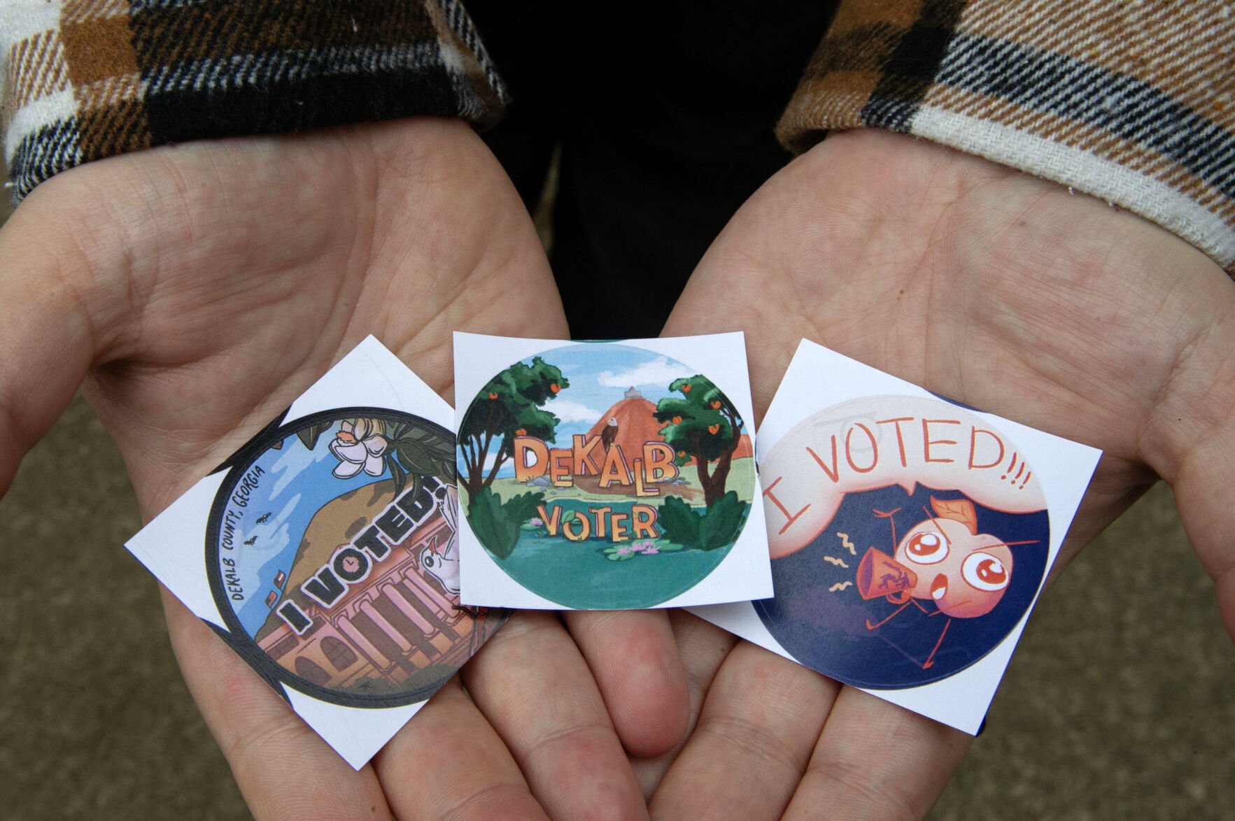 FBI raids Fulton County elections warehouse in Union City | News ...