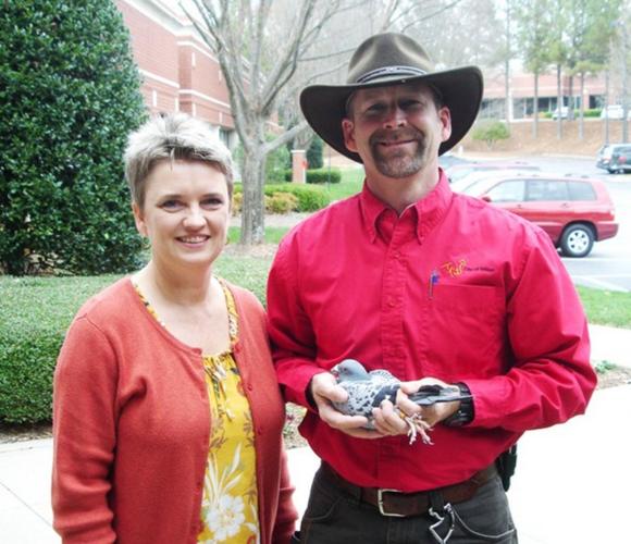 Milton couple races homing pigeons | Archives | appenmedia.com