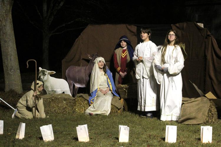 Alpharetta tree lighting kicks off holiday season | Alpharetta and ...