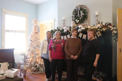 Roswell's Bulloch Hall transforms into European holiday exhibit ...