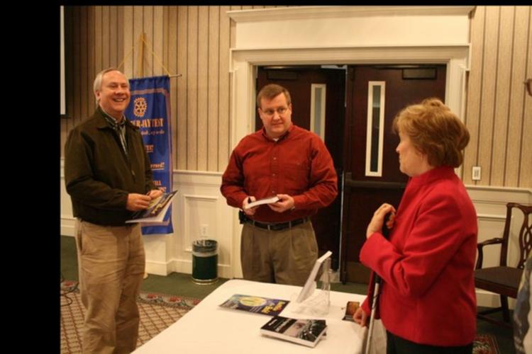 Blind author speaks to Rotarians | Archives | appenmedia.com