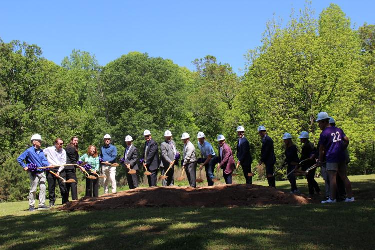 Baseball legend pitches in for new King’s Ridge field | Alpharetta and ...