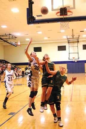 Dunwoody boys win tough one; region tourney underway | Sports ...