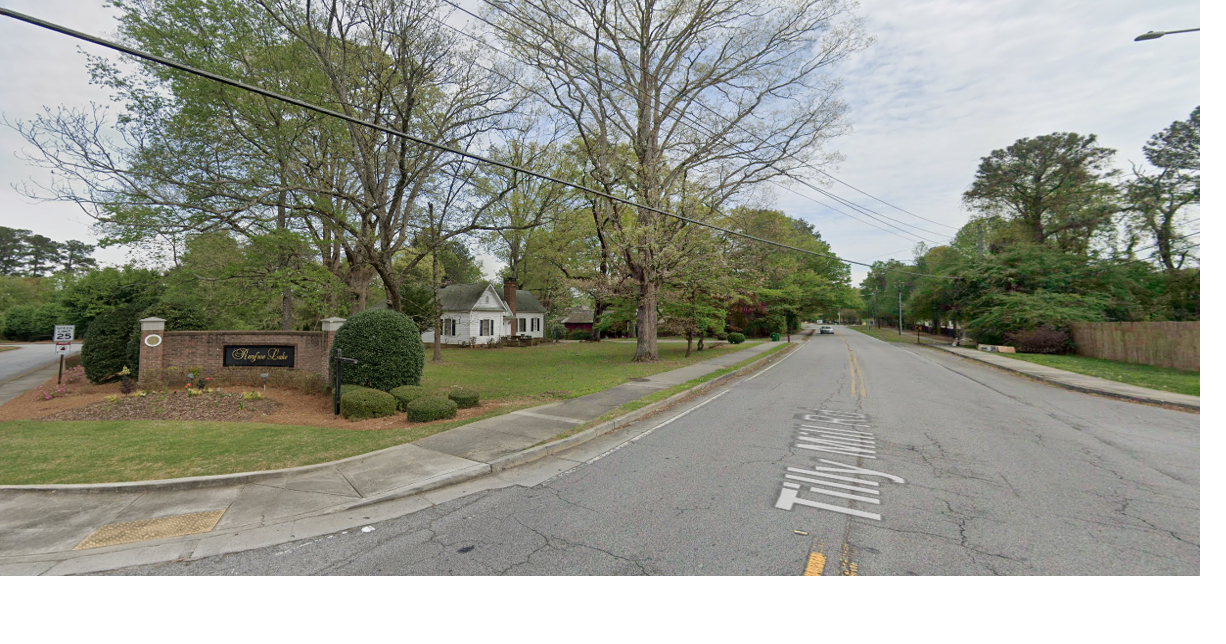 Dunwoody residents continue opposition to Tilly Mill Road path plan ...