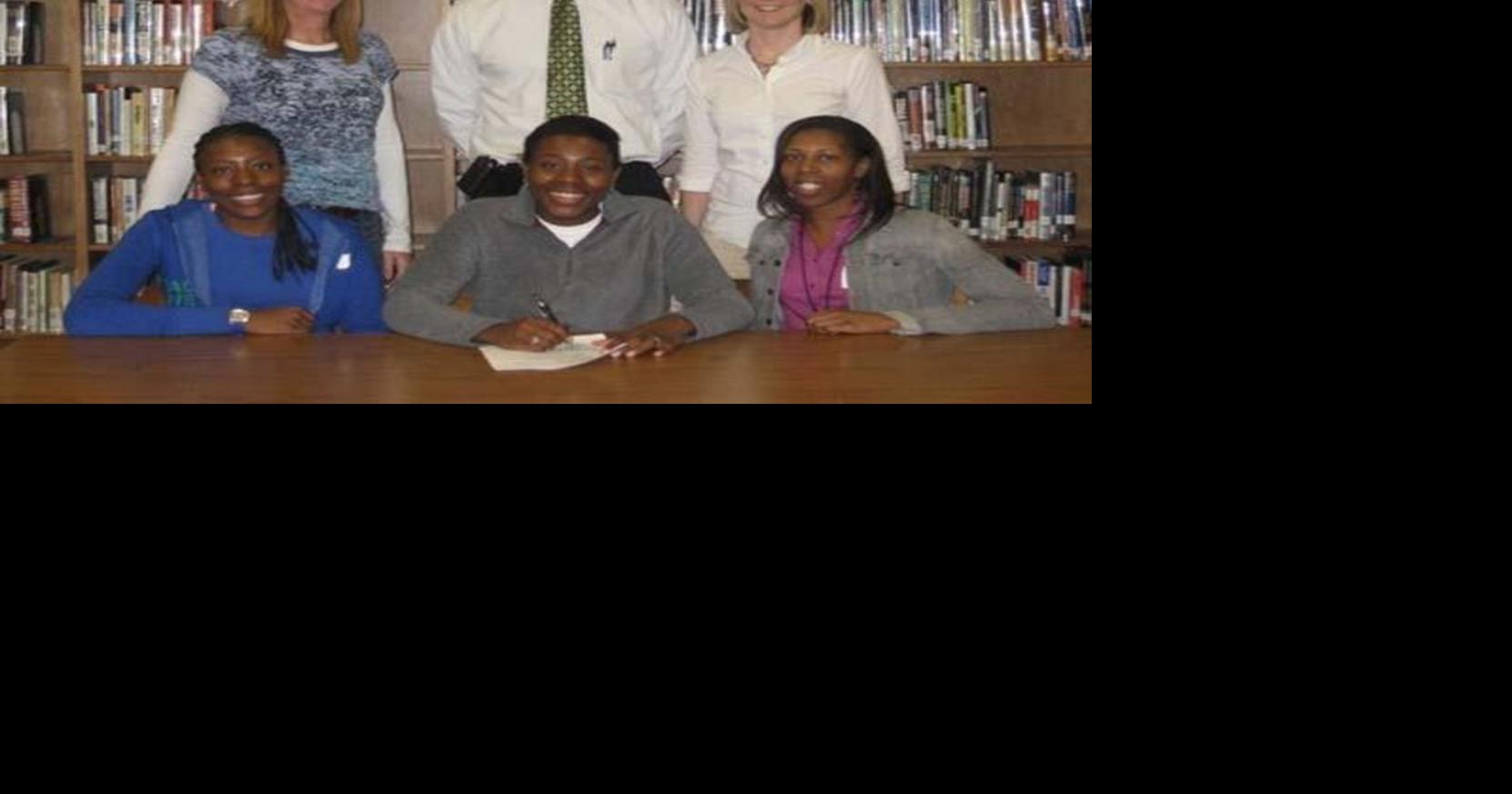 RHS’s Keys signs hoop scholarship with Georgia College | Sports ...