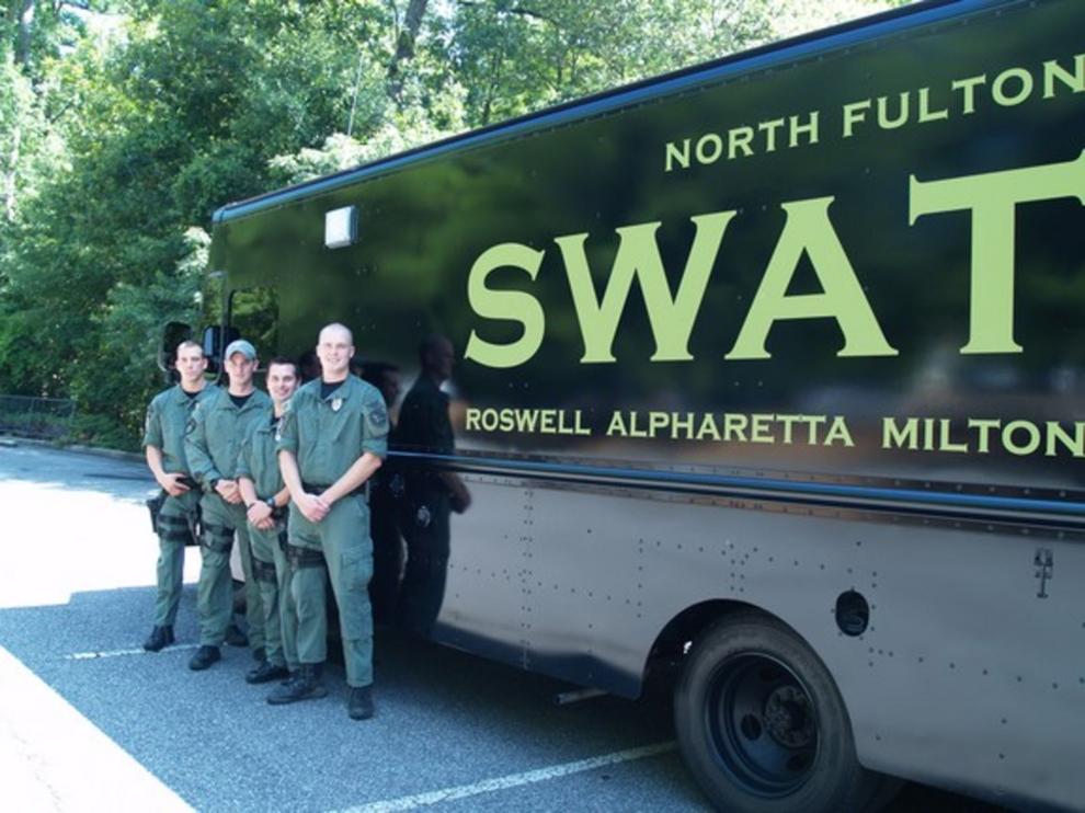 Roswell joins Milton, Alpharetta SWAT team | News | appenmedia.com