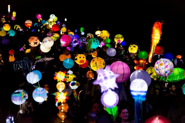 Sandy Springs lays plans for annual lantern parade | Sandy Springs News ...