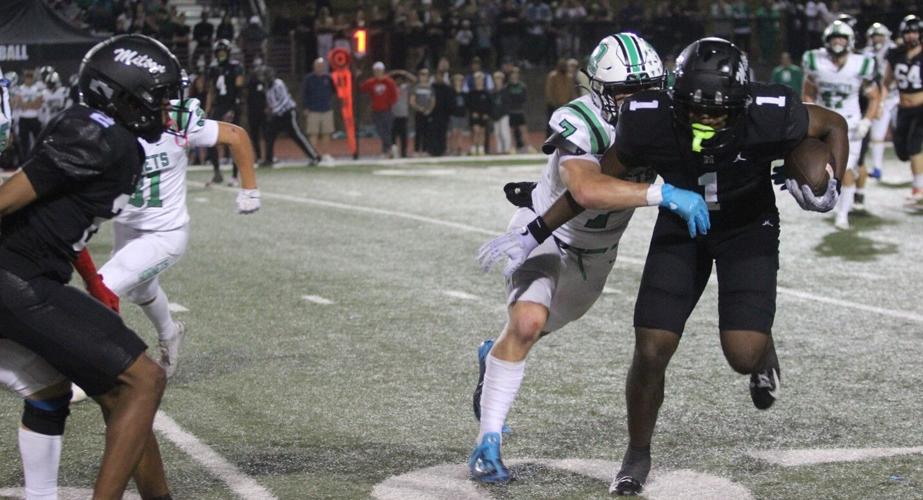 Photos: Milton football takes regional title and first seed to playoffs ...