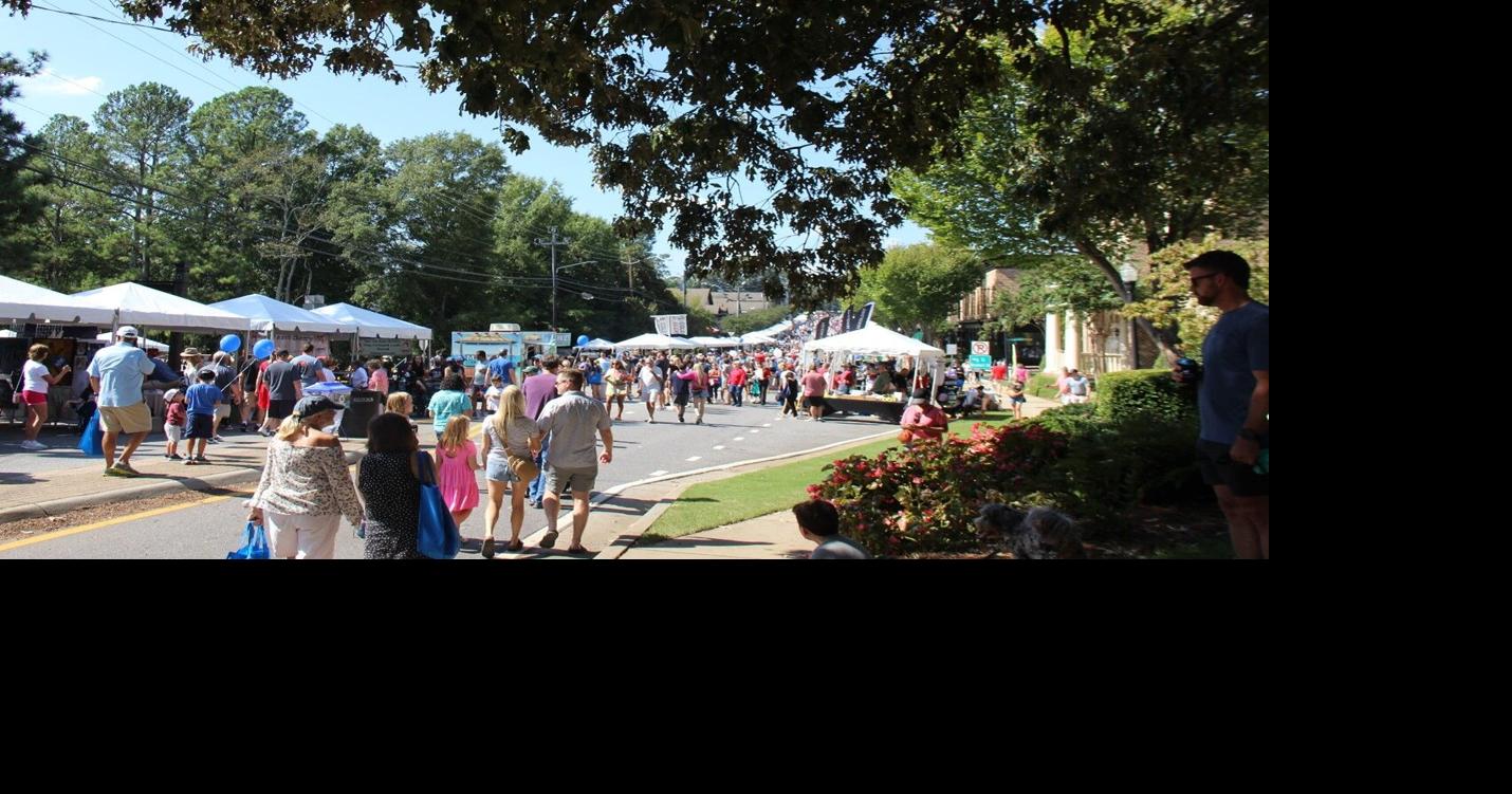 Visitors flock to Crabapple Fest in Milton to check out local art ...