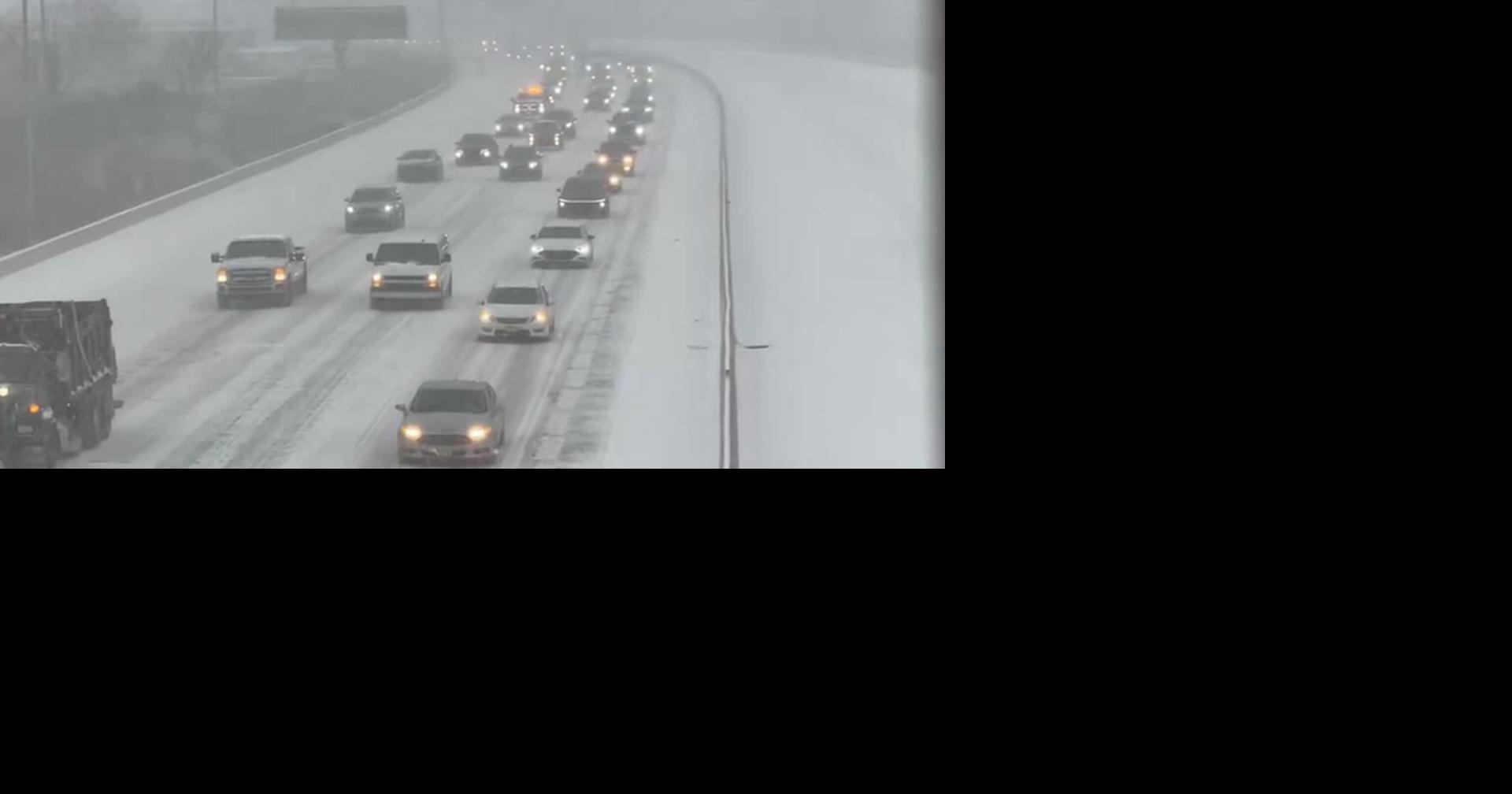 RAW: PA: WINTER STORM / PLOW TRUCKS CLEAR PATH IN PHILLY | National ...