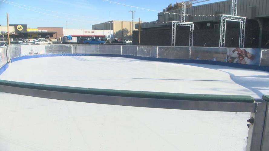 'Winter Wonderland' outdoor ice skating rink opens Friday at Valley ...