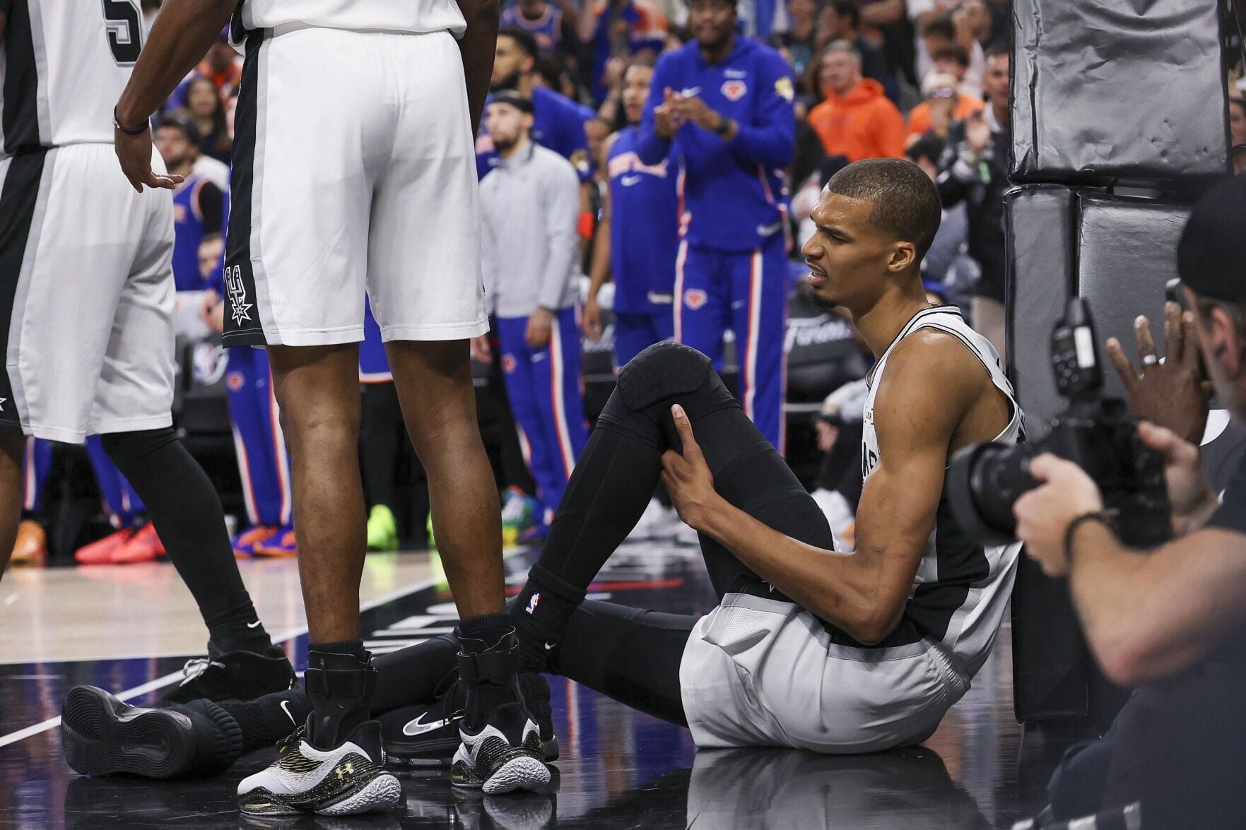 BASKETBALL-NBA-SAS-NYK/ | Shareable Stories | applevalleynewsnow.com