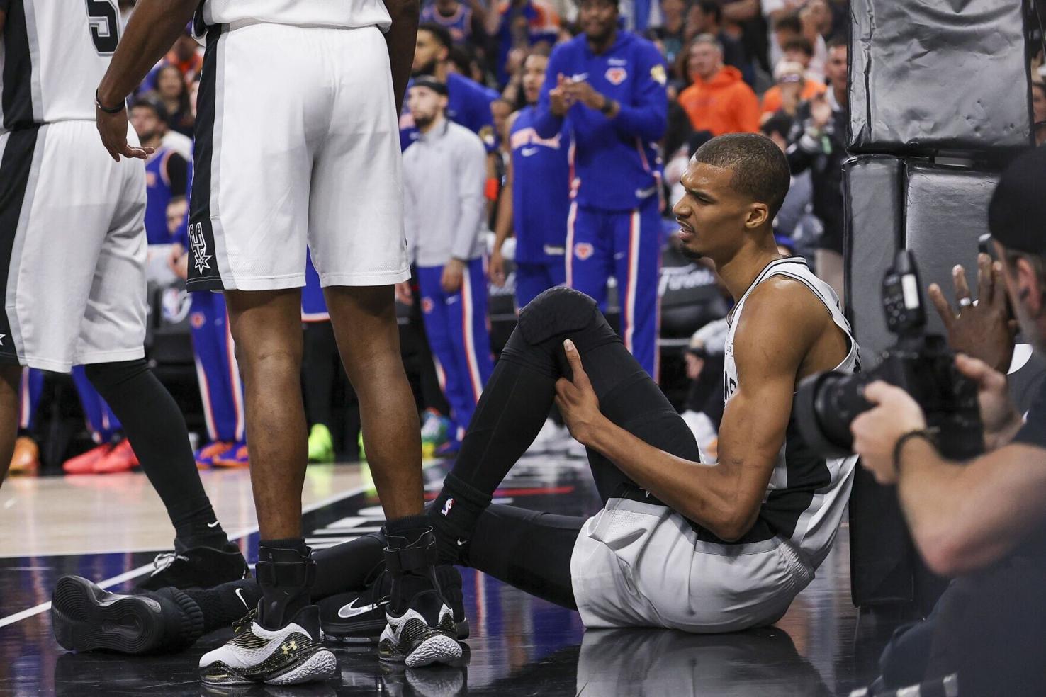 BASKETBALL-NBA-SAS-NYK/ | Shareable Stories | applevalleynewsnow.com
