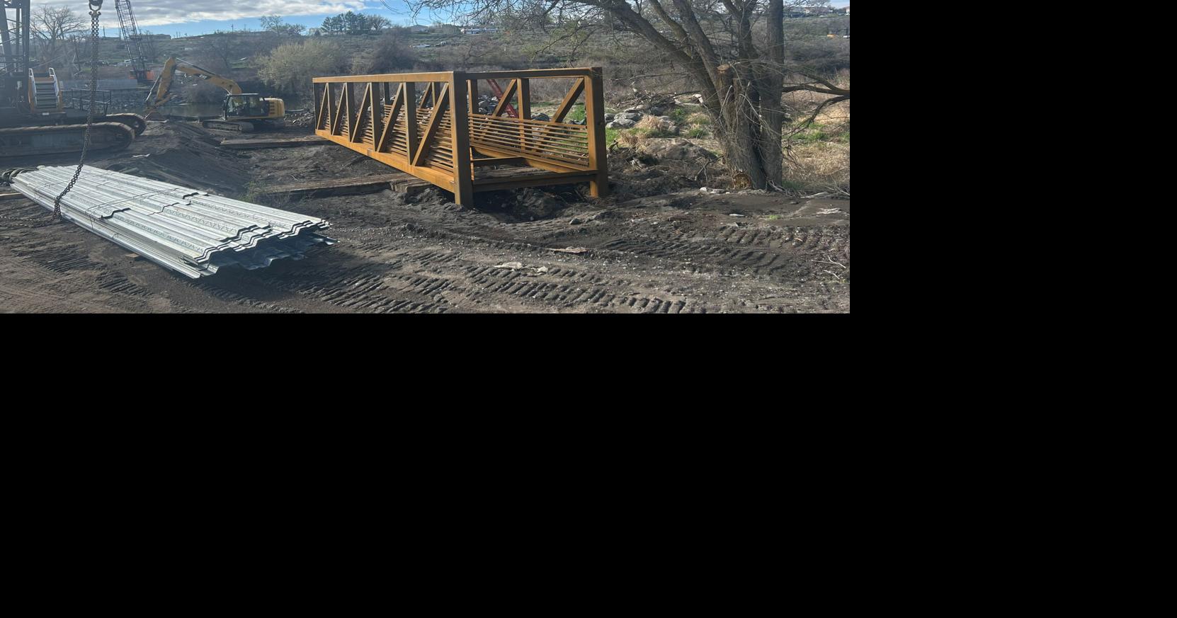 Umatilla pedestrian bridge closed to finish last phase of construction ...