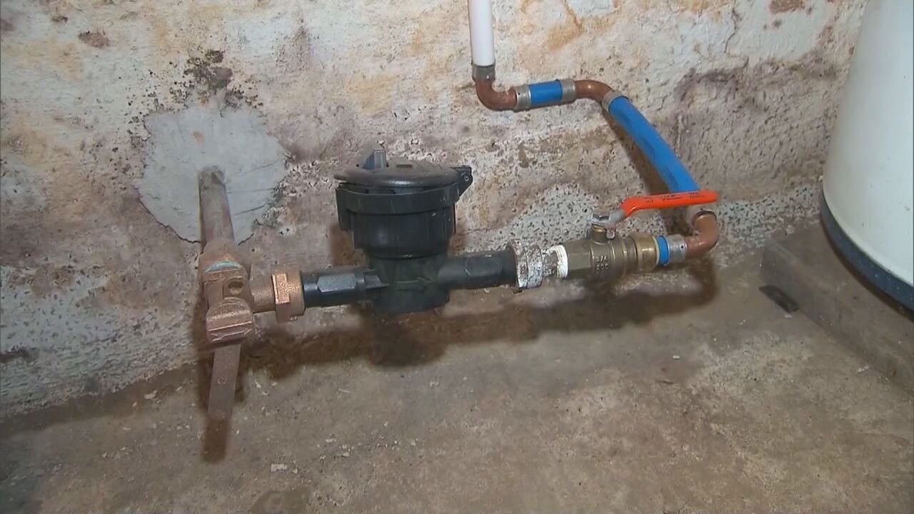 Cold weather creates fire hazards when homeowners attempt DIY pipe ...